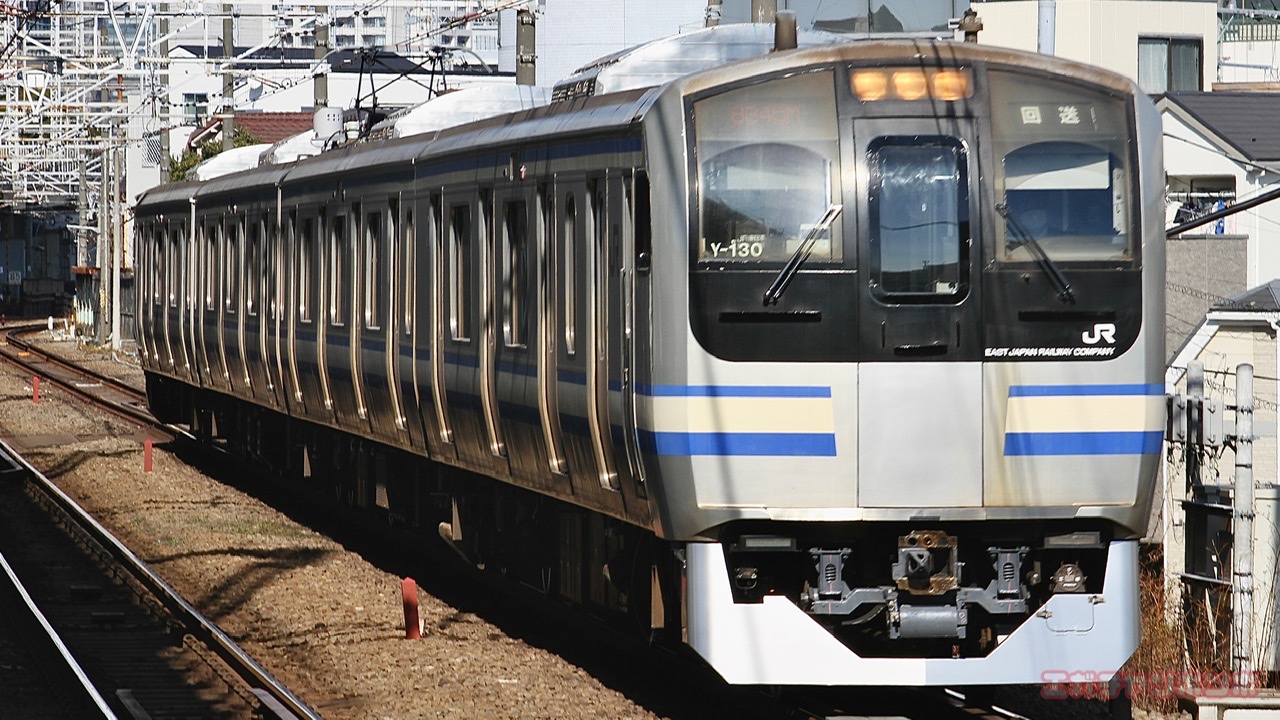 E217系クラY-130編成 東京出場（2023/02/09） – 4号車の5号車寄り